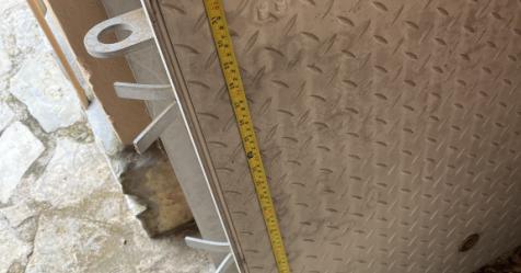 Nueva tapa de alcantarilla de acero inoxidable con amortiguador